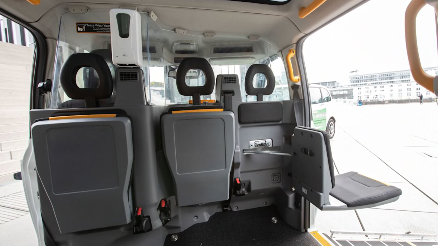 Taxi Ruf Düsseldorf | Taxi in Düsseldorf Großraumtaxi Krankenfahrten