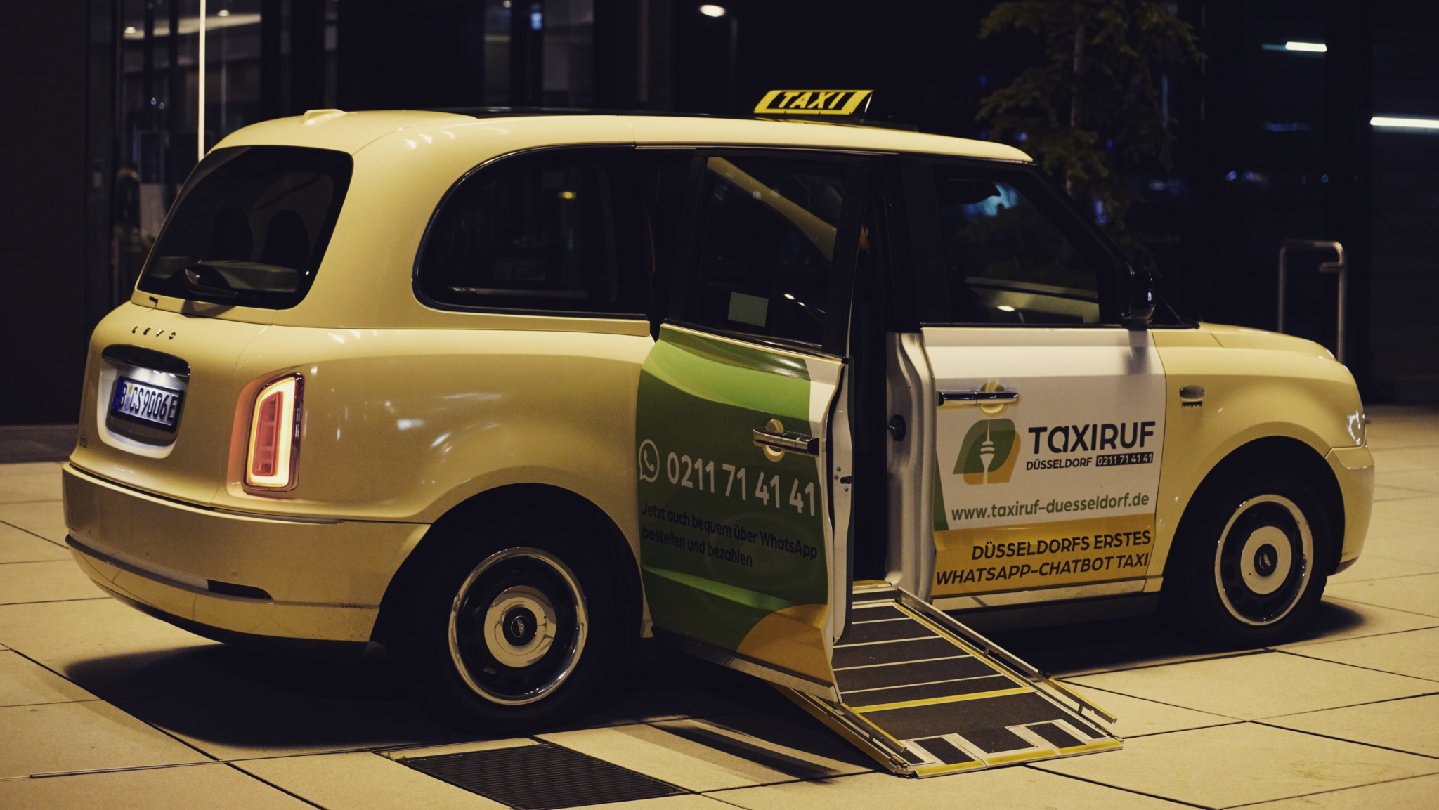 Taxi in Düsseldorf | Taxiruf Düsseldorf stellt sich vor | 0211 211 211